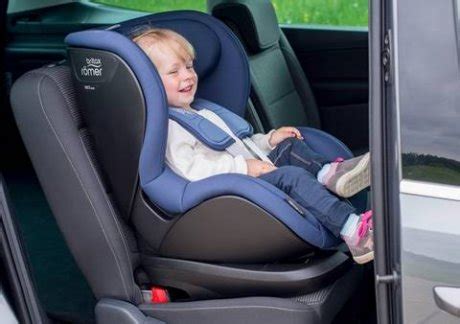 Britax Romer Trifix 2 i-size / Автокресла / Интернет-магазин Romer