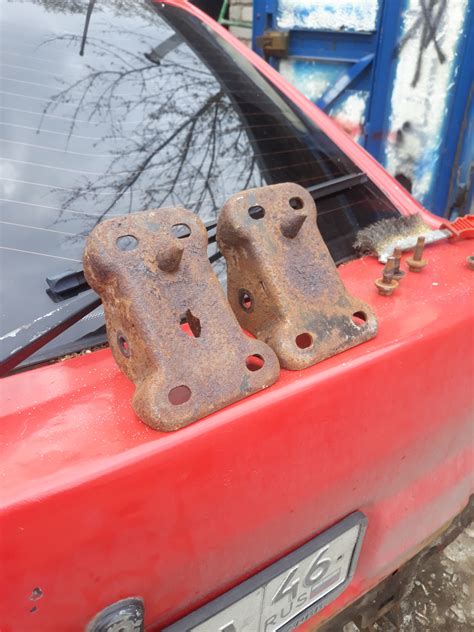 Крепление задней балки — Ford Escort Mk5, 1,6 л., 1991 года | своими ...