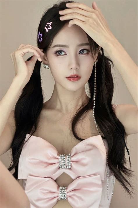 Ghim của abby🍉 trên C H I N E S E | Nữ diễn viên, Diễn viên