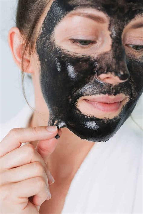 Purify Your Pores with 3 Agar Peel-Off Mask Recipes | Hello Glow