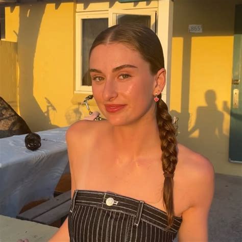 Sophia (@_sophiamatthews) • Threads, Say more