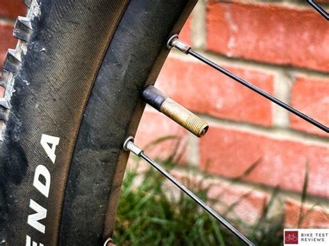 Presta vs Schrader Valve: A Comprehensive Guide to Bike Valve Types