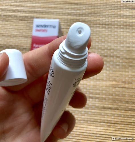 Крем для кожи вокруг глаз SeSDERMA DAESES Крем-контур для области ...