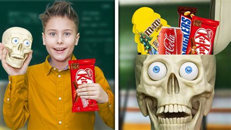 10 способов ПРОНЕСТИ СЛАДОСТИ на урок в школу * 2 часть * Фаст Сергей ...
