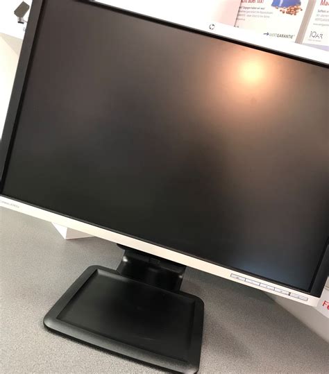 HP Compaq LA2405x - AsTiNA-Shop