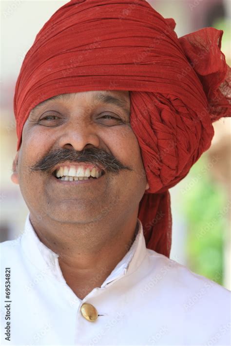 Inder mit Turban Stock-Foto | Adobe Stock