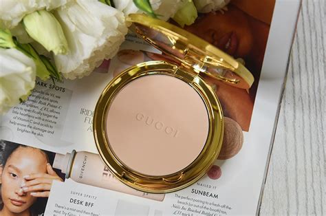 Gucci Poudre De Beauté Matte Compact Powder: мой отзыв о пудре в оттенке 02