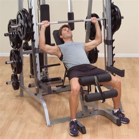 Тренажеры Body-Solid » Машина Смита Body-Solid GS348