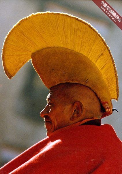 Pin by ↃØM3ΔLT∑RRΔX® on COMZALTET® ^T^I^B^E^T^ | Tibet, Tibetan monk ...