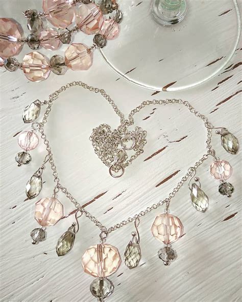 Pin di Alvaliya Jewelry su Biser and businy