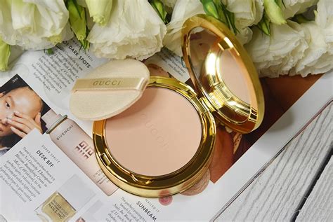 Gucci Poudre De Beauté Matte Compact Powder: мой отзыв о пудре в оттенке 02