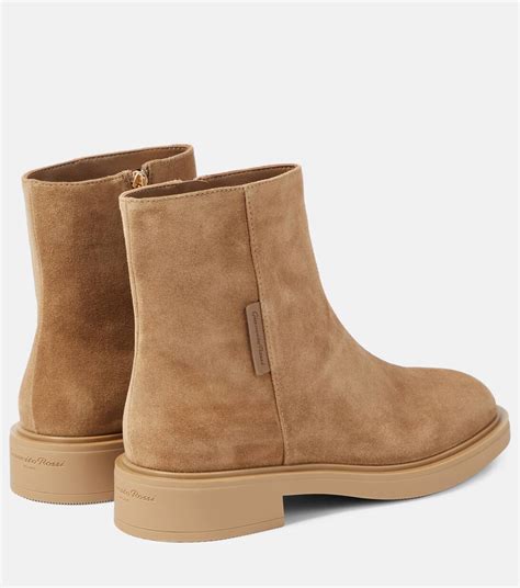 Ankle Boots Lexington Aus Veloursleder in Beige - Gianvito Rossi ...
