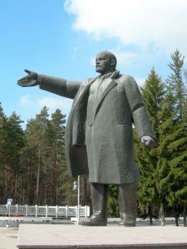 Северск | Памятники Ленину