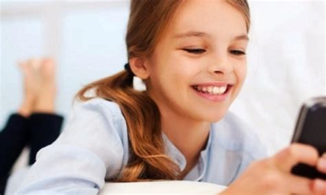 Как выбрать смартфон для школьника?