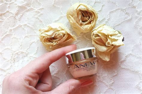 Yulia Lahmanik: Avon Anew: крем для кожи вокруг глаз "Ультра-питание".