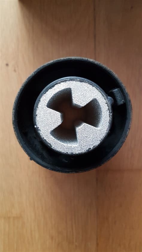 1J0 501 541 C SWAG Tuleje wahacza tył grupa VW 98- | Wrocław | Kup ...