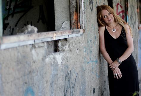 Simone.. Foto & Bild | portrait, portrait frauen, outdoor Bilder auf ...