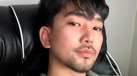 G.O (Singer) Height, Weight, Age, Education, Family