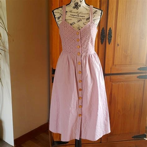 Le Lis | Dresses | Lelis Dress | Poshmark