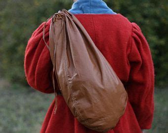 Заплечный мешок. Попробовать поверх накидки | Leather bag, Large bags ...