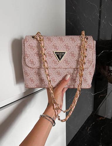 Купить Рожева сумочка Guess, цена 1700 ₴ — Prom.ua (ID#1788560721)