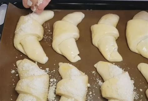 Посыпка для булочек из масла, муки и сахара. Как сделать Штрейзельную ...