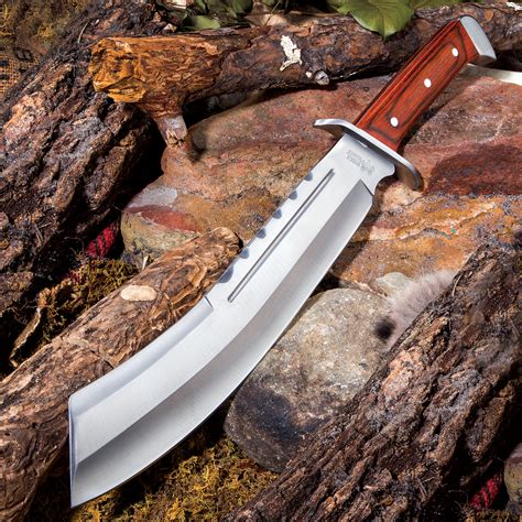 Machetes - Array of Combat, Survival & Tactical Machete Knives | BUDK.com