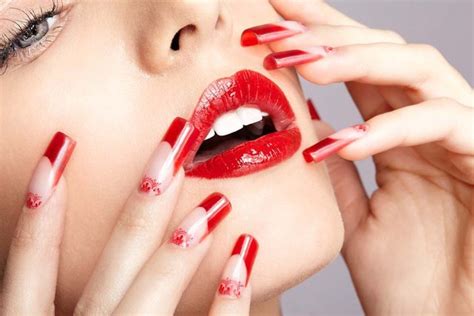 Как выбрать гель для наращивания ногтей: какой лучше и эффективнее ...