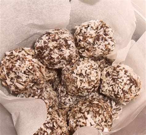 Конфеты из чернослива и орехов рецепт – Арабская кухня: Выпечка и ...