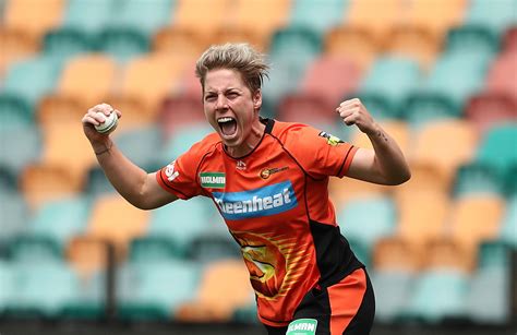 Villani finds new voice in WBBL|04 | cricket.com.au