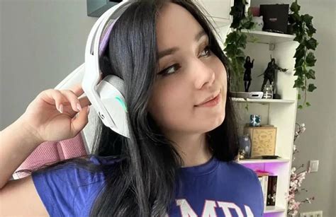Miniloona Bio, Age, Net Worth, Wiki, Photos, Height, Boyfriend, Nationality