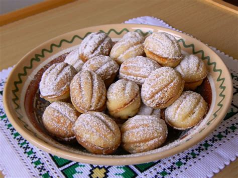 Печенье мягкие орешки со сгущенкой рецепт с фото