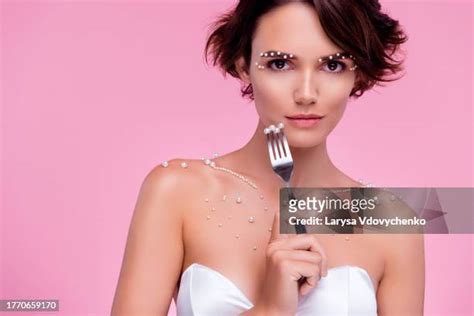 838 Hot Pearls Stock Photos, High-Res Pictures, and Images - Getty Images