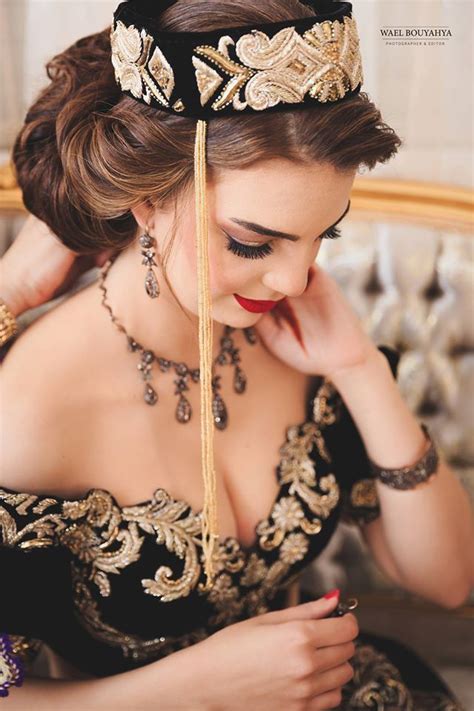 Kairouan 4' | Robe traditionnelle tunisienne, Habit traditionnel ...
