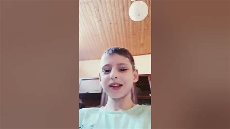 реакция на кислые жвачки - YouTube
