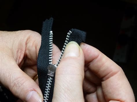 Jak opravit zip | 4camping.cz