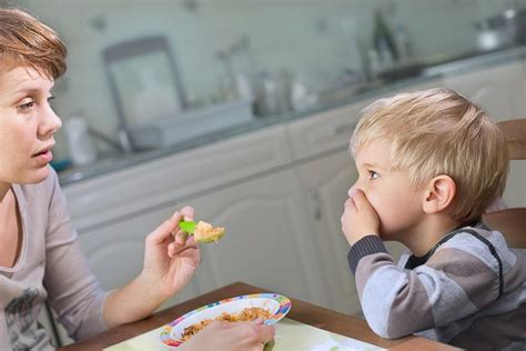 9 tips voor als je kind een moeilijke eter is! - CJG043