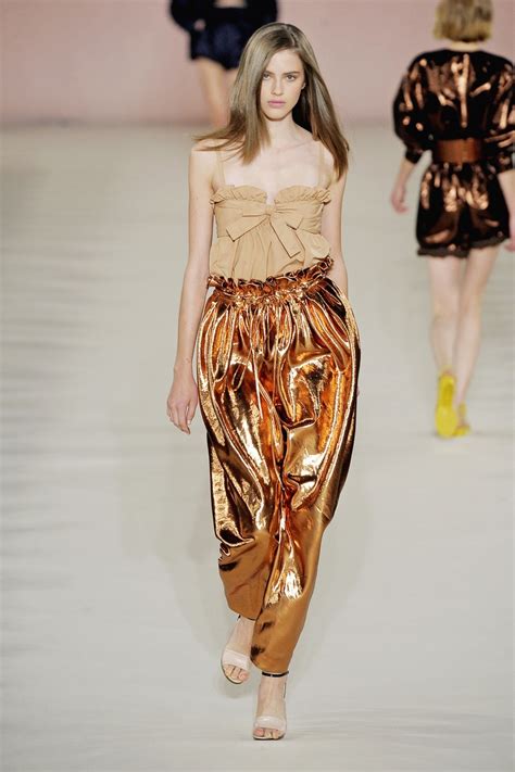 1000+ images about Minoan Fashion on Pinterest | Jewelry, Runway and Skirts