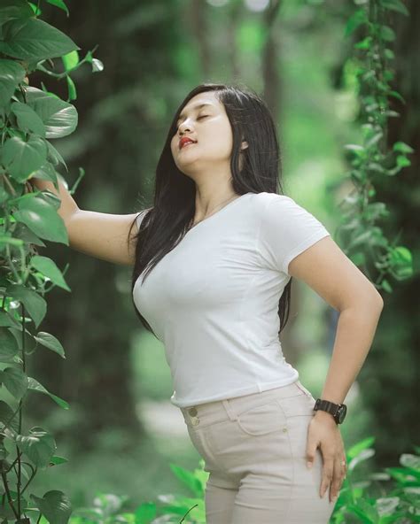 Wik Wik Indo Dengan Anak SMP Yang Cantik dan Montok Tersebar di Twitter - Ana Haryanti - Medium