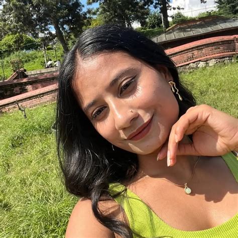 Muna_ ♡ (@muna_ghimire_) • Threads, Say more