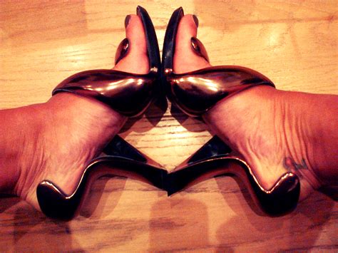Julian Hakes - ShoeAdvisor