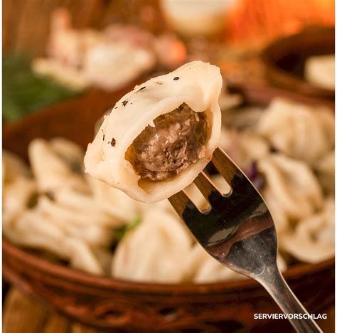 Pelmeni mit Hähnchenfleisch - GastroOma Neuss - Ukrainische Küche