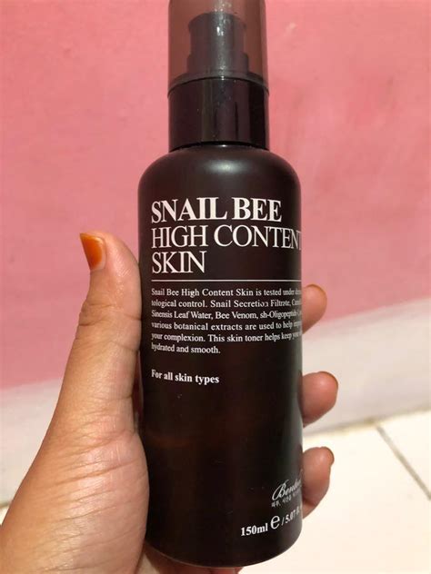 SNAIL BEE HIGH CONTENT SKIN on Carousell