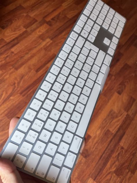 Klávesnice s Touch ID, CZ, NUM - Apple Bazar