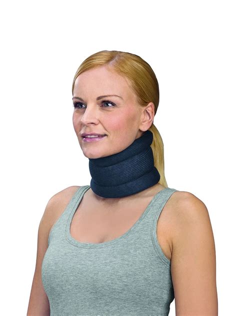 Шейный воротник армированный protect.COLLAR soft | Купить за 2200 Р ...