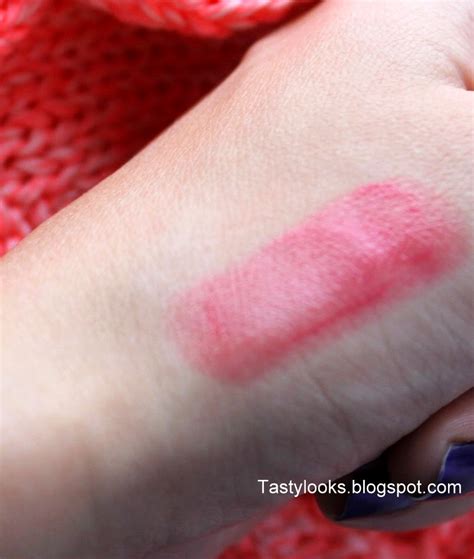 tastylooks. Не люксом единым: Помада Crystal Shine от Divage