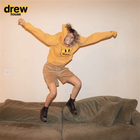 Justin Bieber introduces streetwear brand DREW! - CLOTHES MAKE THE MAN