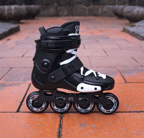 FR Skates FRX 80 - Roller Club