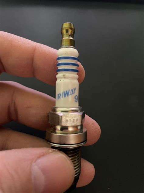 NGK Iriway9 (BKR9EIX) spark plugs for sale, Car Accessories ...