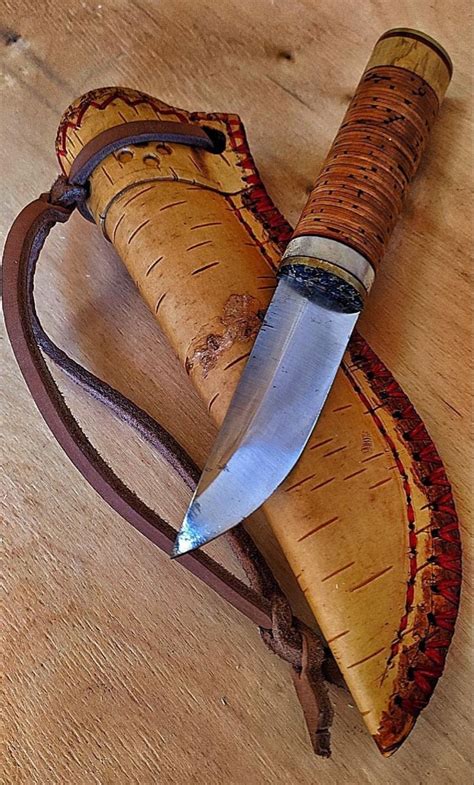 Birch bark knife sheath | Производство ножей, Берёста, Боевые ножи